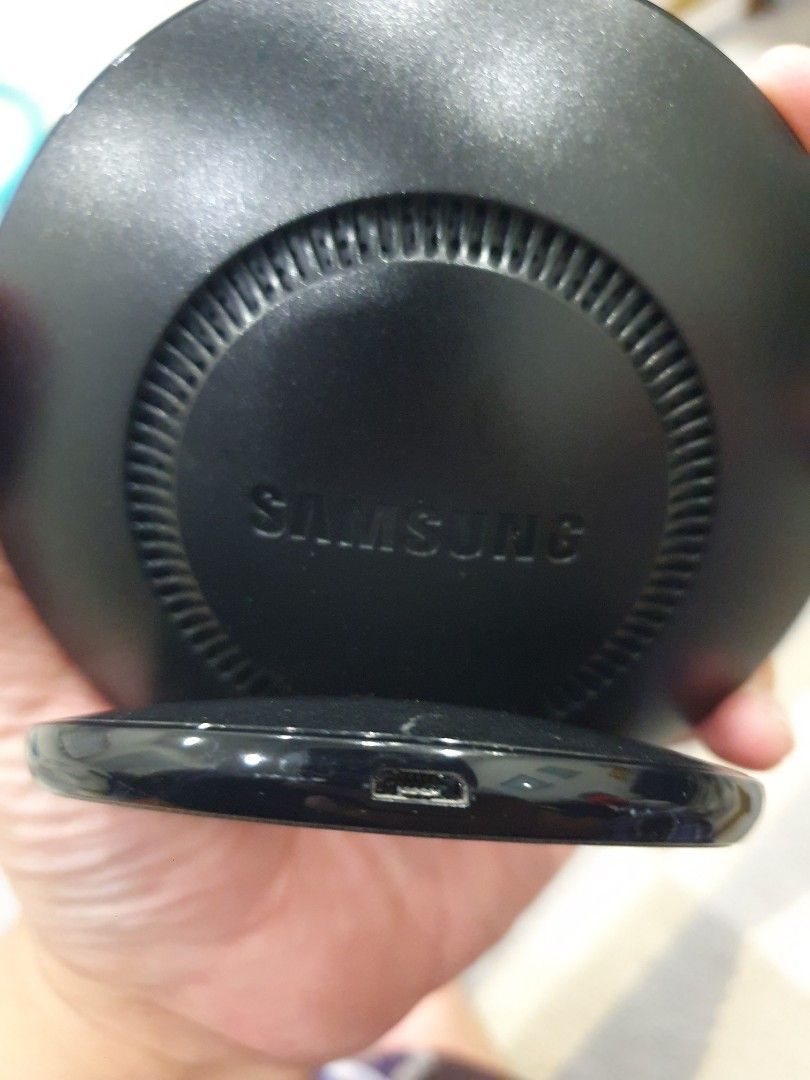 Samsung Wireless charger, Mobile Phones & Gadgets, Mobile & Gadget ...