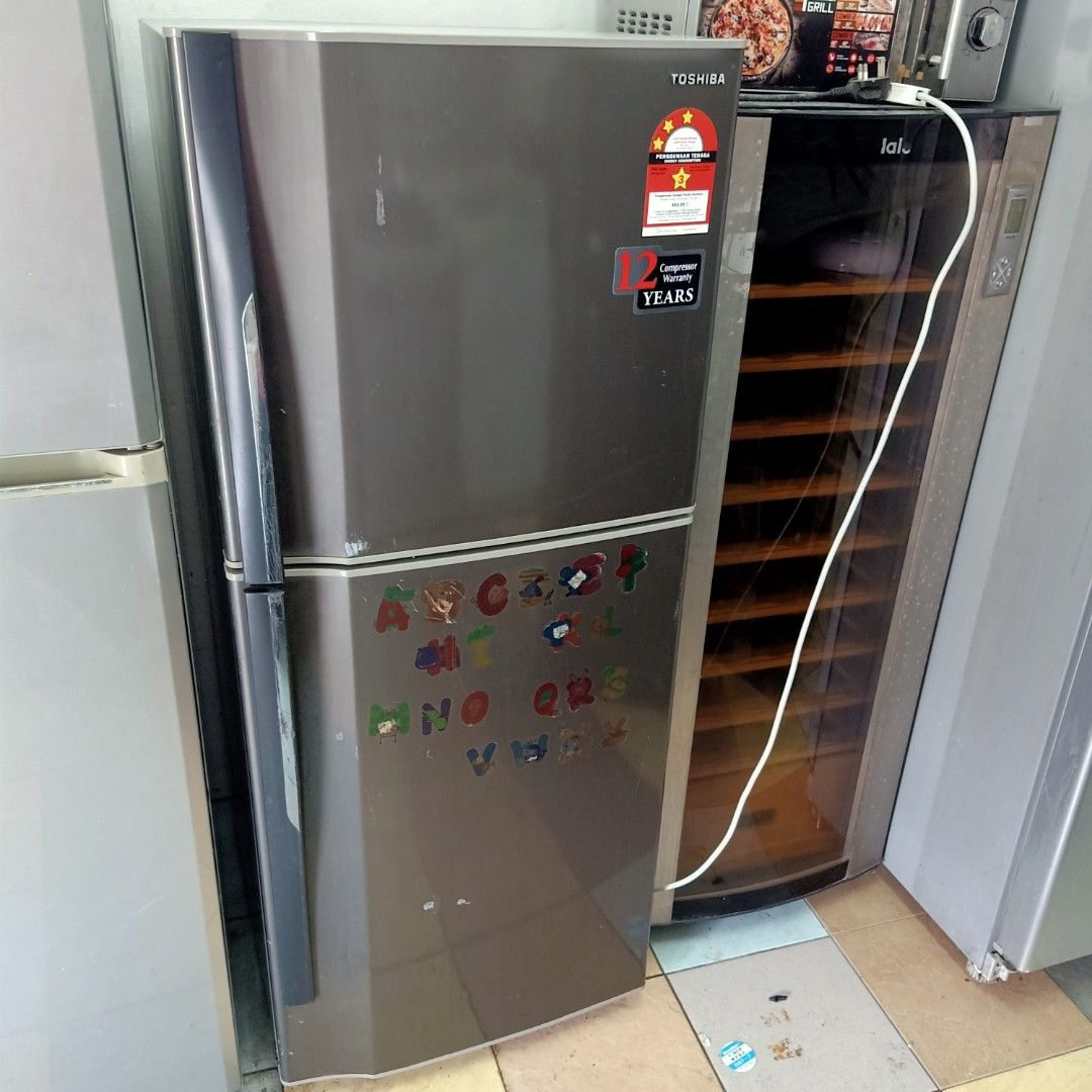 sharp new model peti sejuk.working condition, TV & Home Appliances ...