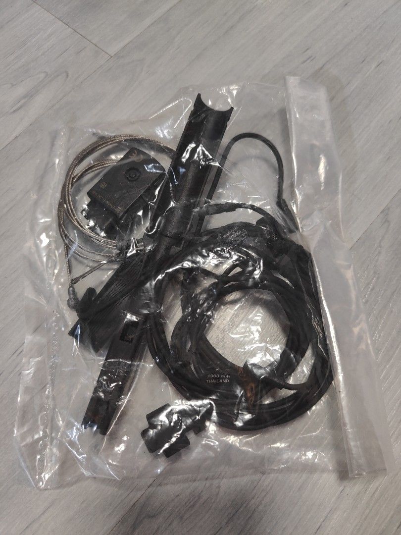 Shimano Di2 junction box, Shifter & battery 6880, Sports Equipment ...