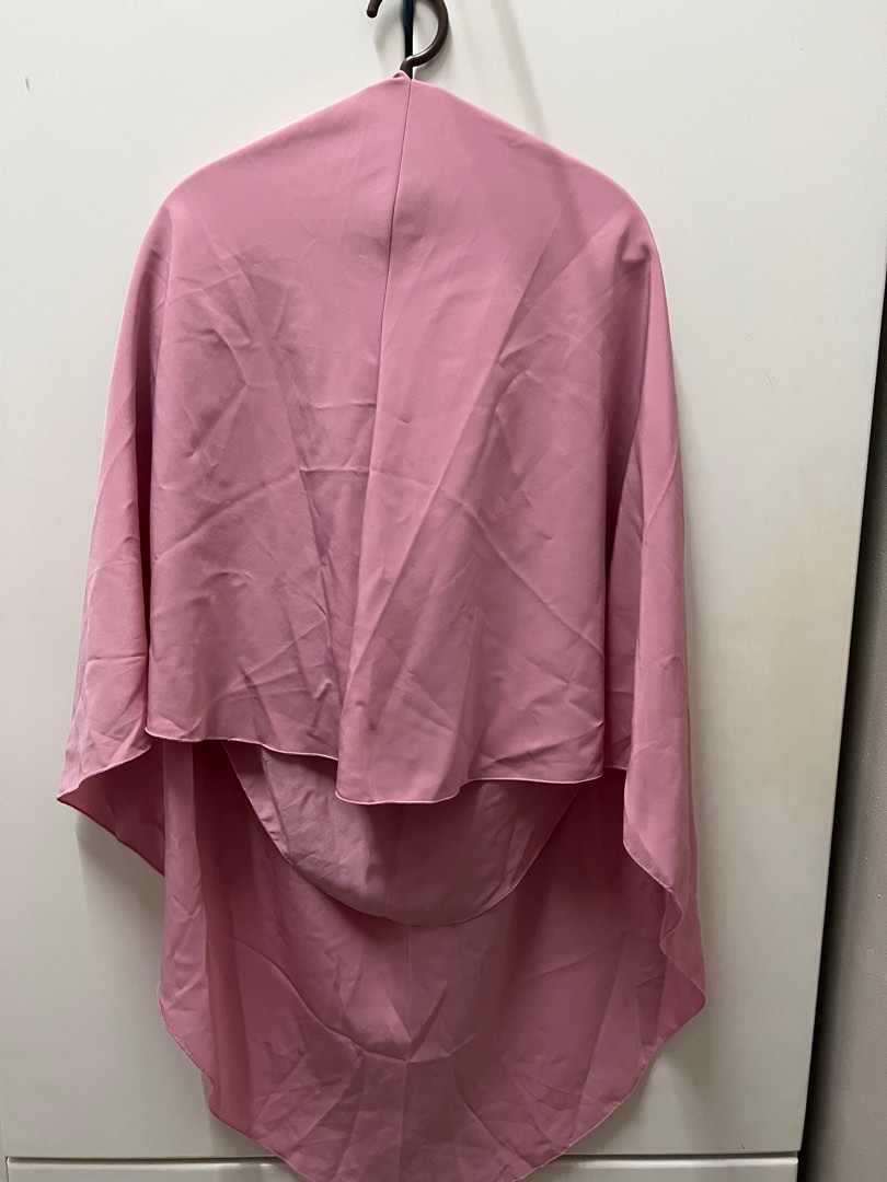 Tudung Labuh Instant, Women's Fashion, Muslimah Fashion, Hijabs on ...