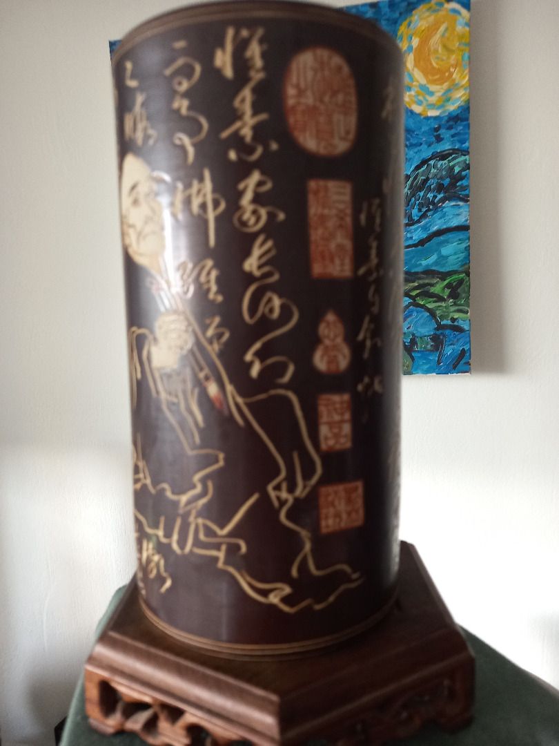 Vase with portrait of Zhu Da (Bada Shanren) of Qing Dynasty and ...