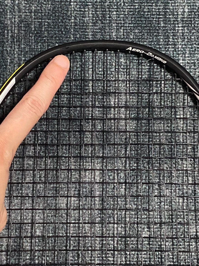 Victor Hypernano x800, Sports Equipment, Sports & Games, Racket & Ball Sports on Carousell