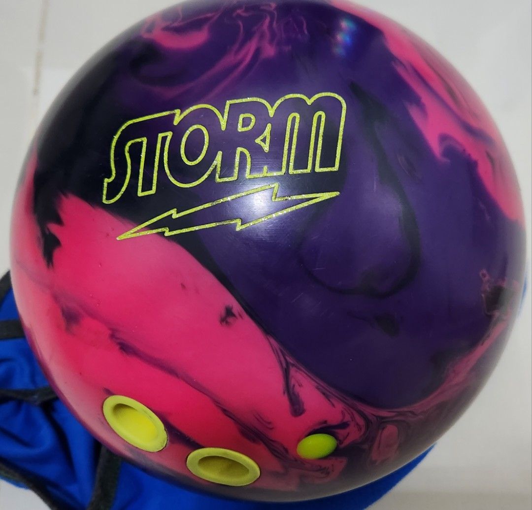 WTS 14lbs Proton Physix Bowling Ball, Sports Equipment, Sports & Games ...