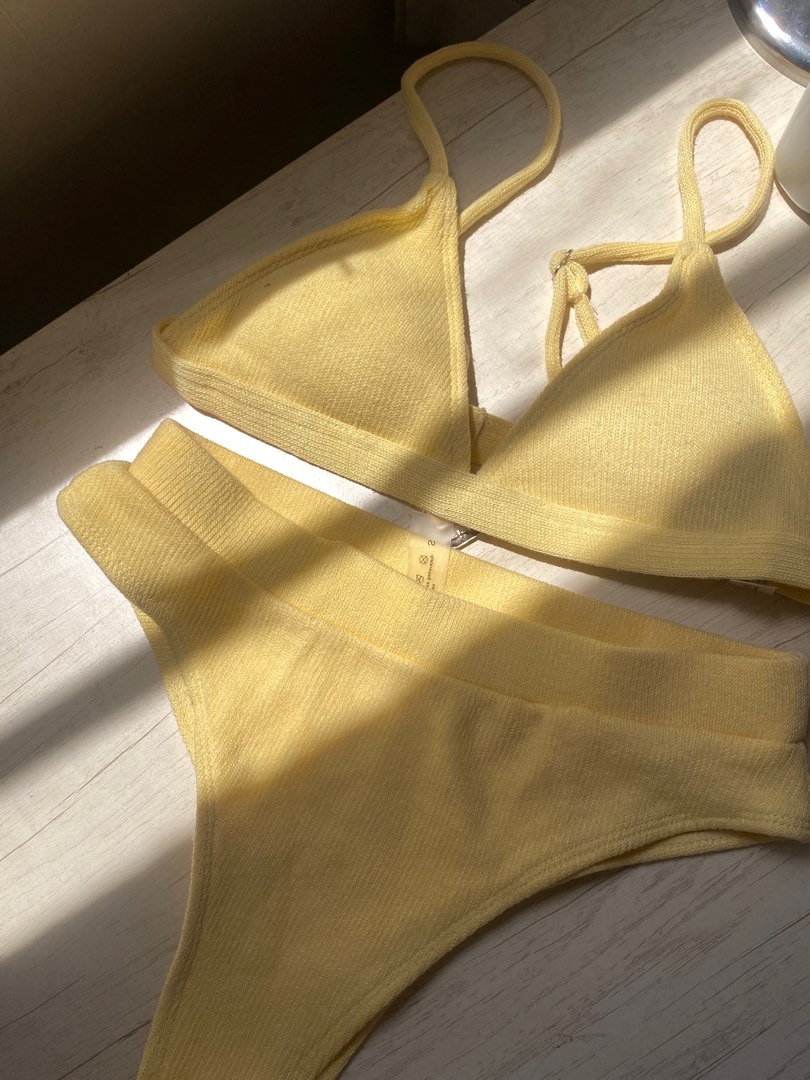 Yellow shein swimsuit, Women's Fashion, Swimwear, Bikinis & Swimsuits ...
