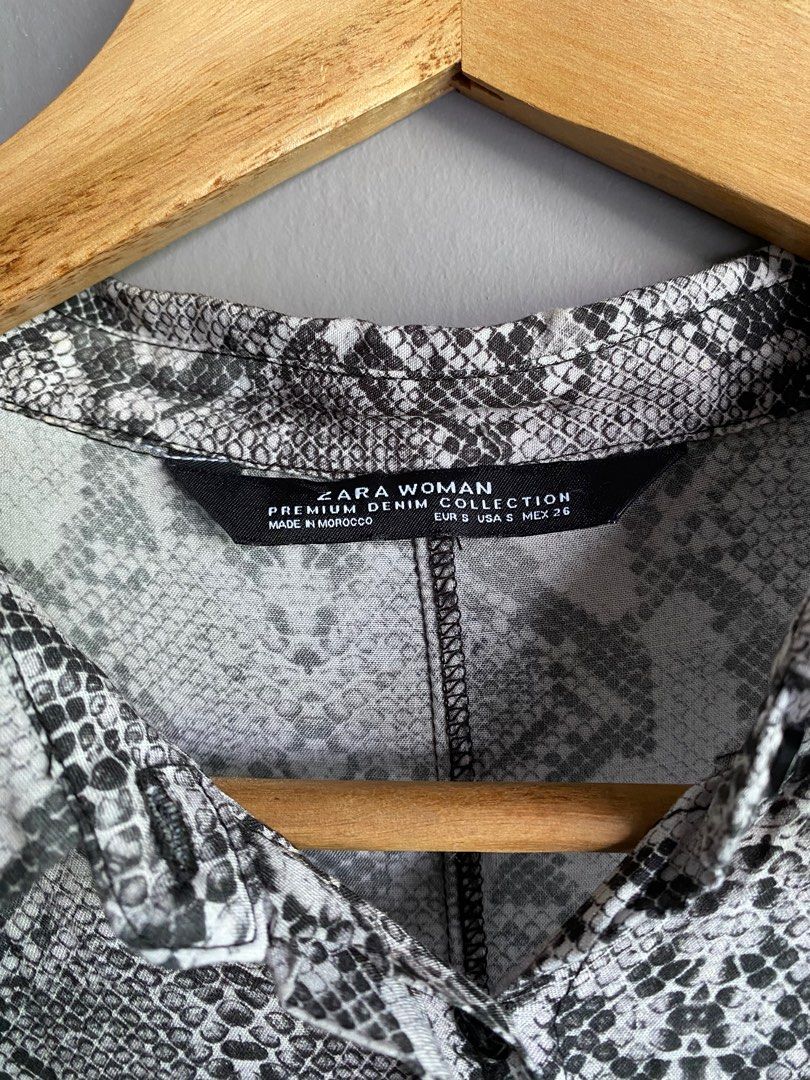 Zara snake pattern dress, Women's Fashion, Dresses & Sets, Dresses on ...