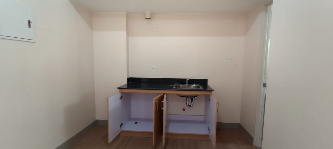 2bedroom condo in manila peninsula garden midtown homes near sta ana ...
