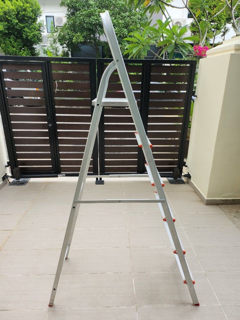 6-step Aluminium ladder, Furniture & Home Living, Home Improvement ...