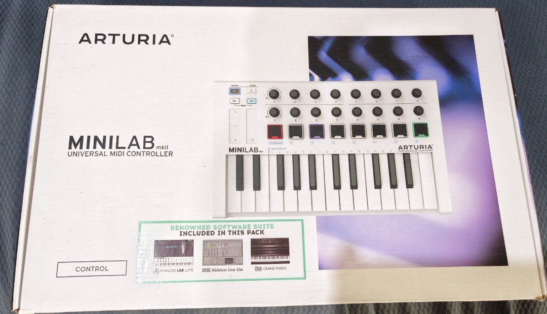 Arturia Minilab MK2, Hobbies & Toys, Music & Media, Musical Instruments ...