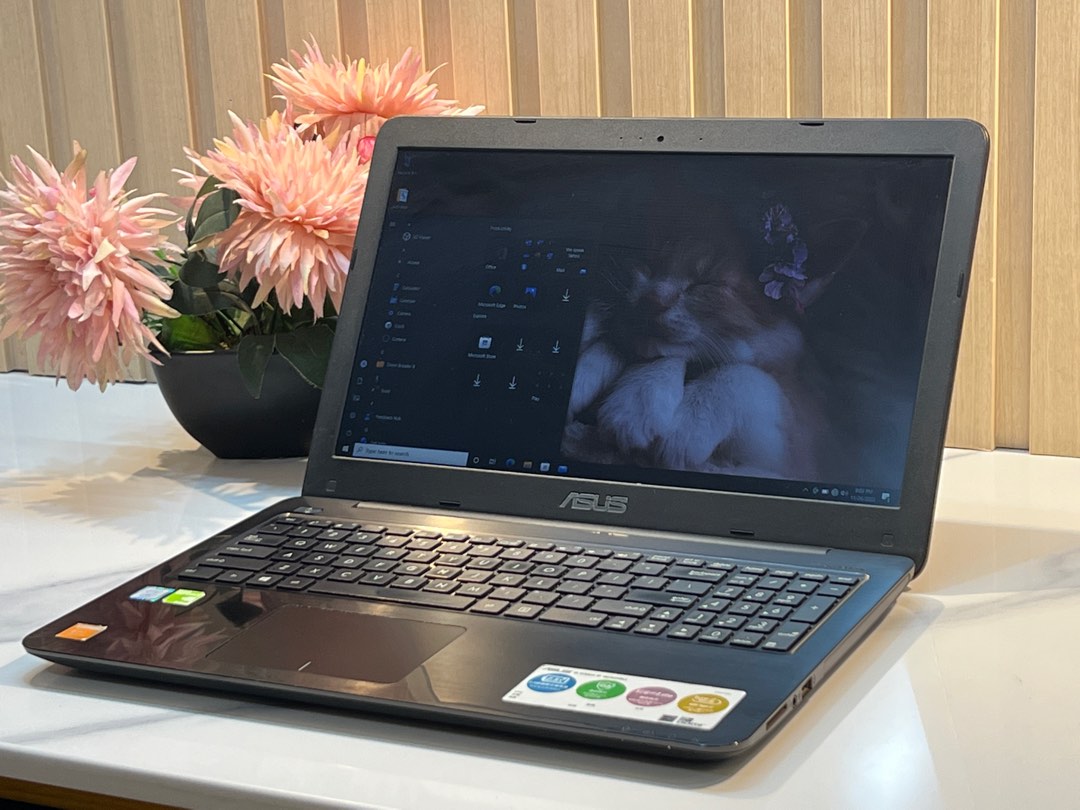 Asus Laptop X556URK i7 7th Gen 8GB RAM 256GB SSD FULL HD 930Mx 2GB VRAM ...