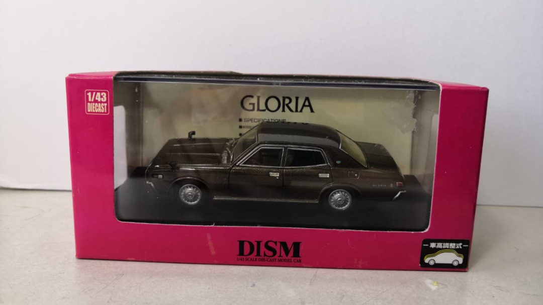 DISM MODEL NISSAN GLORIA 2000SGL 1975, Hobbies & Toys, Collectibles ...