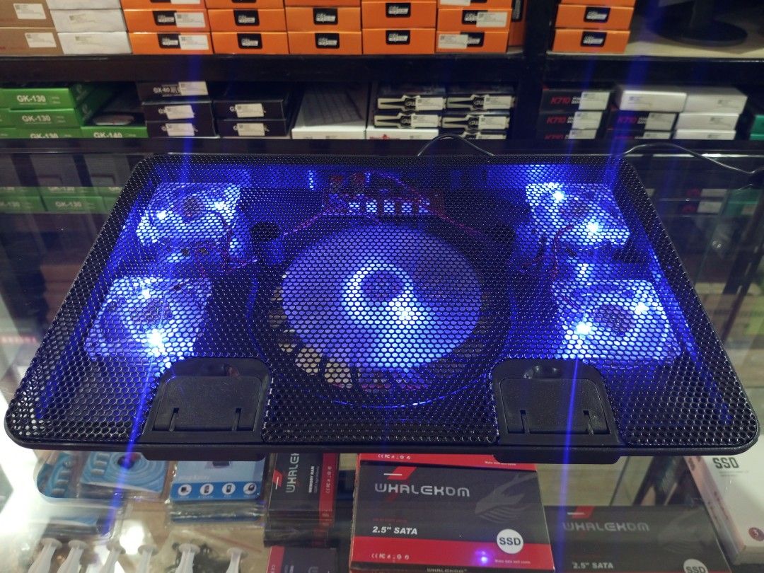 Gigaware Ergonomic Laptop Cooling Pad, Computers & Tech, Parts ...