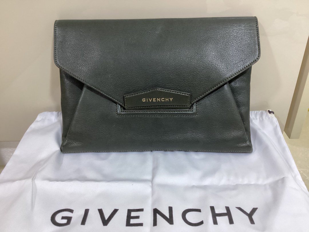 Givenchy clutch, Women's Fashion, Bags & Wallets, Clutches on Carousell