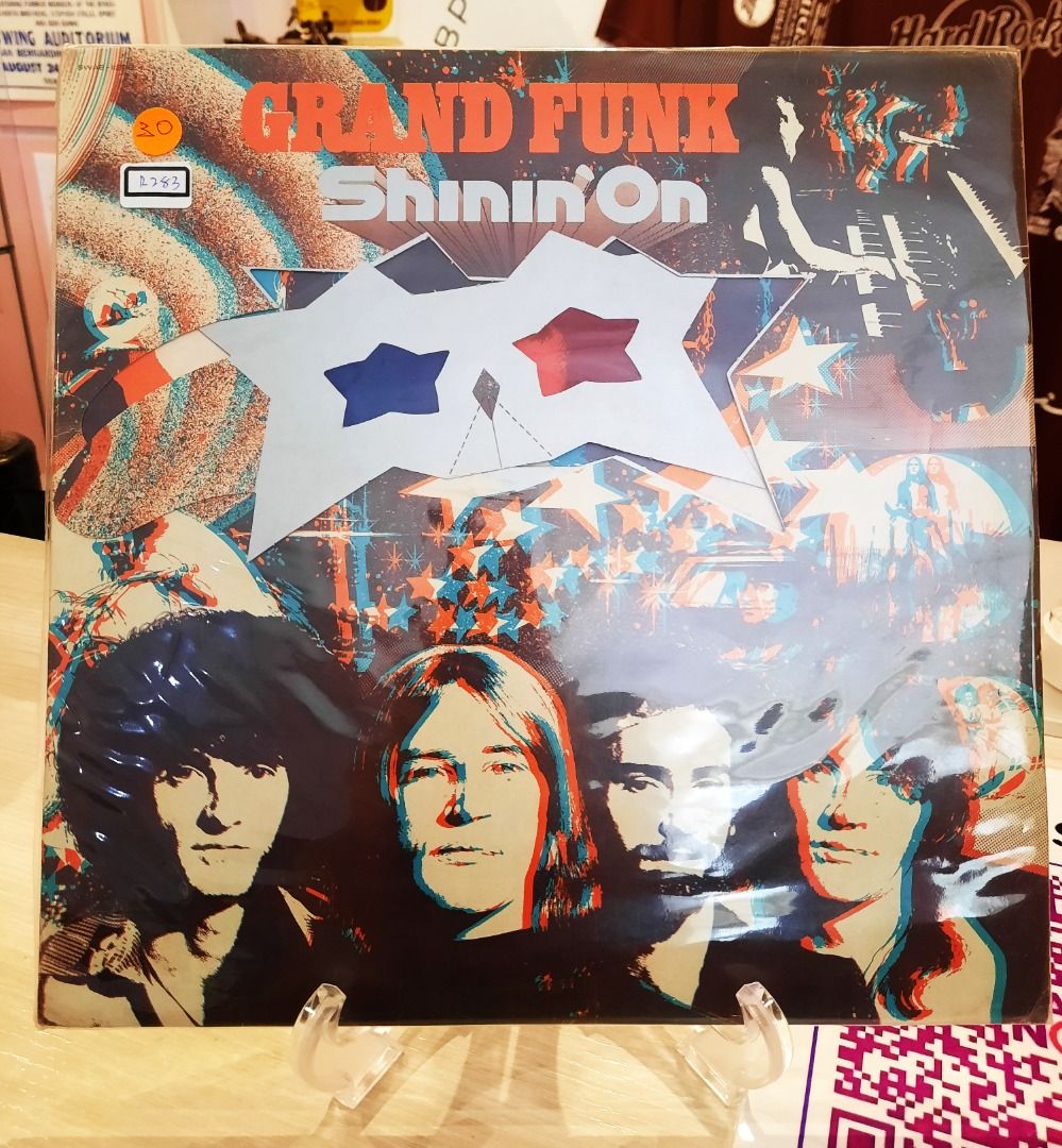 Grand Funk Railroad - Shinin' On, Hobbies & Toys, Music & Media, Vinyls ...