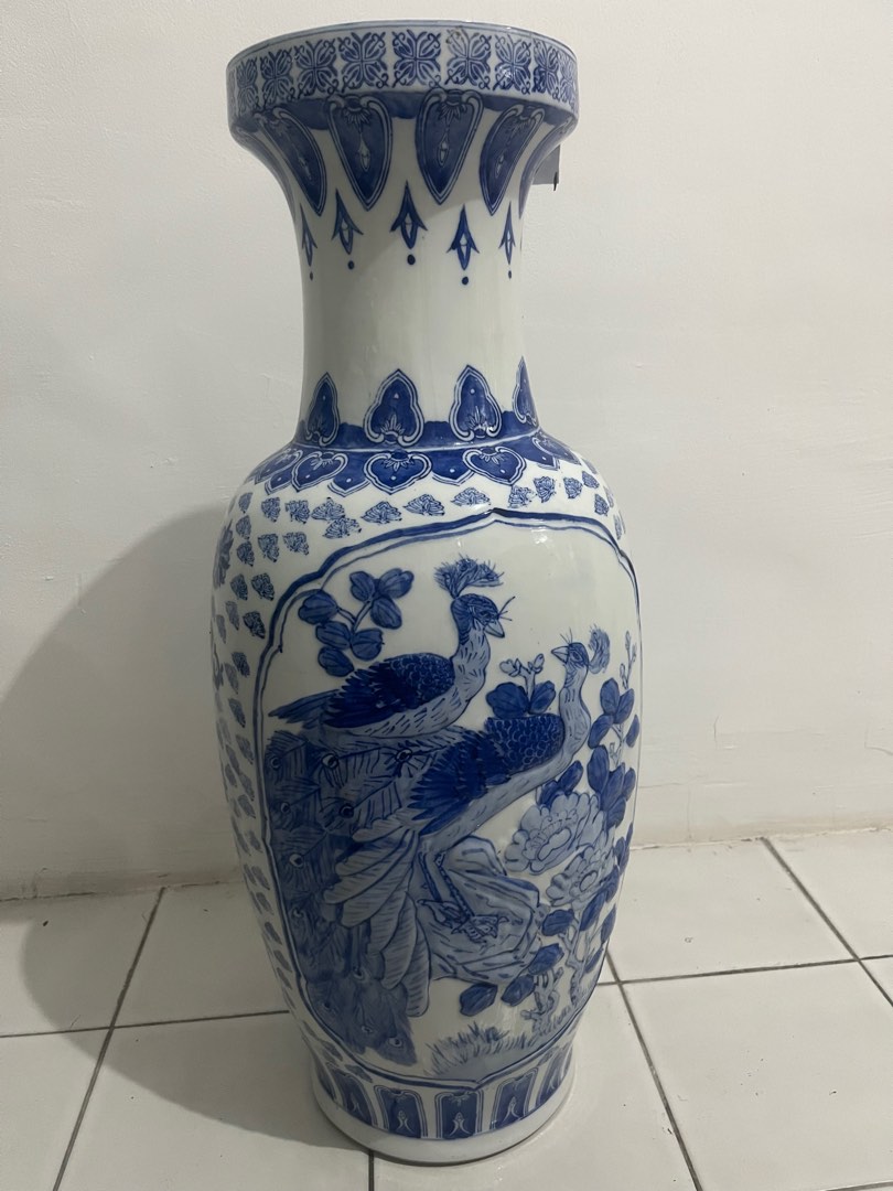 Guci antik cina 65cm, Antik, Pajangan di Carousell