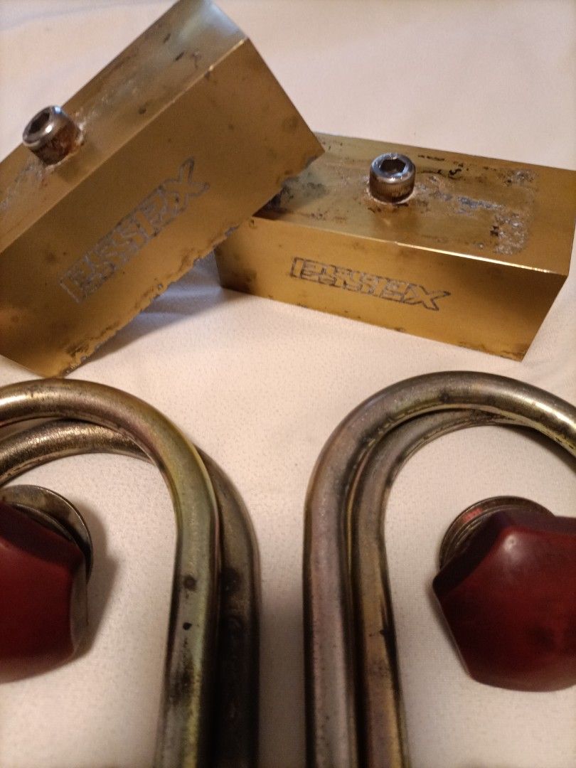 Hiace ESSEX lowering kit with front stopper, Car Accessories ...