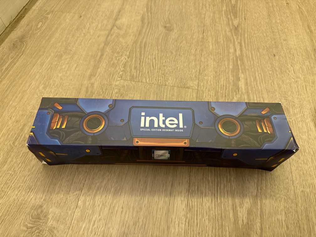 Intel Special Edition Deskmat & pin, Computers & Tech, Parts ...