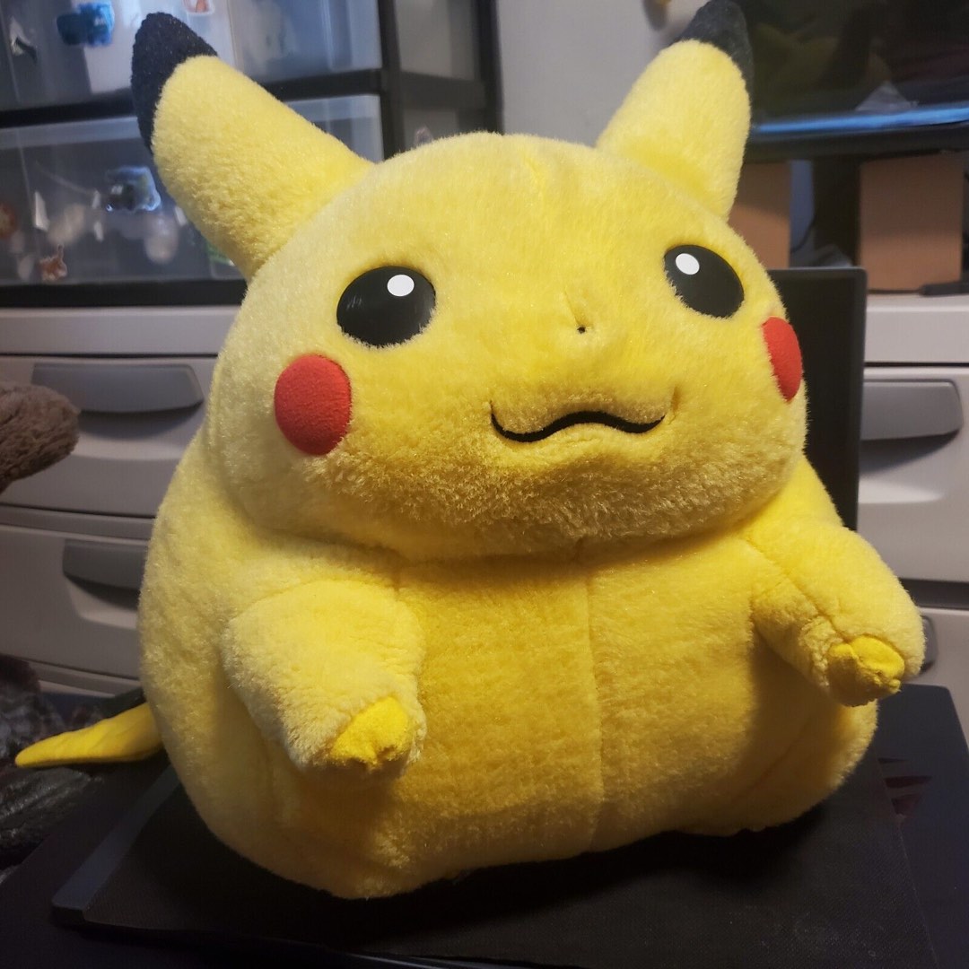 Jumbo Pikachu Plush (1999), Hobbies & Toys, Toys & Games on Carousell