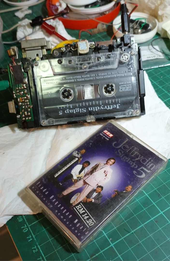 Repair Walkman Anda, Services, Electronics & Gadget Repairs on Carousell