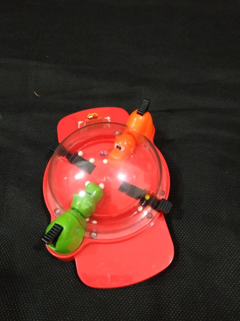 Mainan seru rebutan makan, Toys & Collectibles, Mainan di Carousell