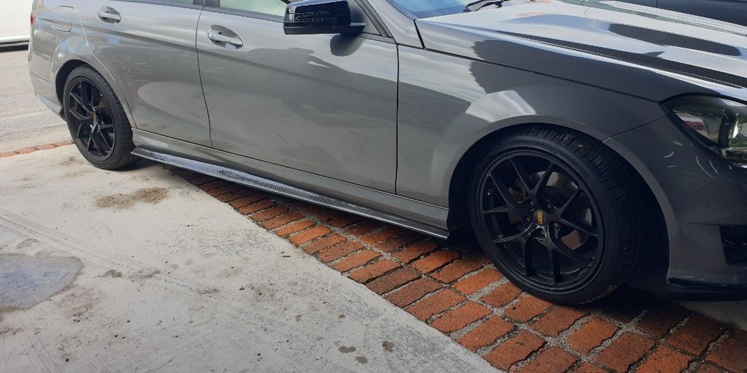 Mercedes-benz W204 C Class C-class C-klasse Amg line carbon side skirt ...