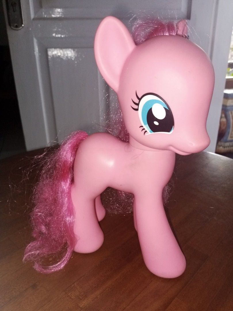 My Little Pony hasbro, Toys & Collectibles, Mainan di Carousell