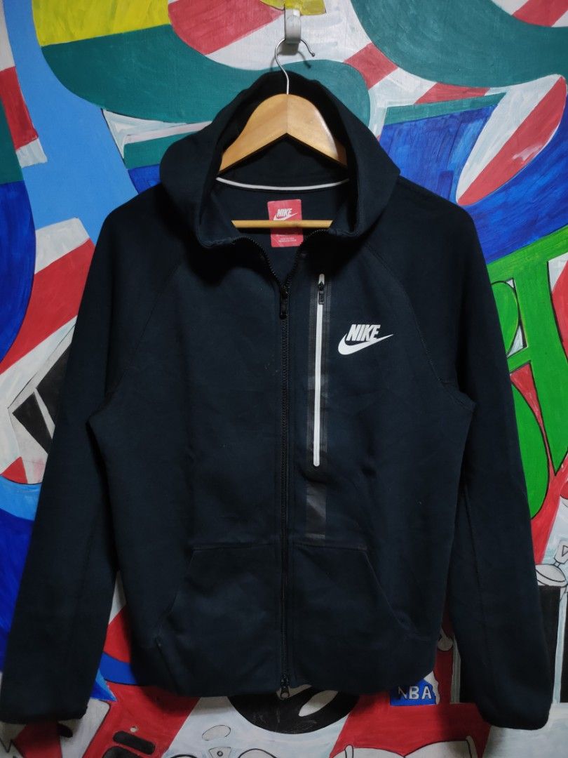 Nike tech fleece jacket, Men's Fashion, Coats, Jackets and Outerwear on ...