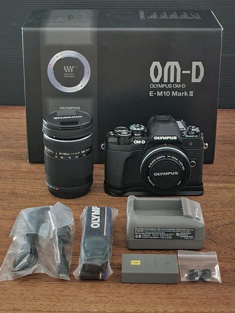 Olympus E-M10 Mark III, Photography, Cameras on Carousell