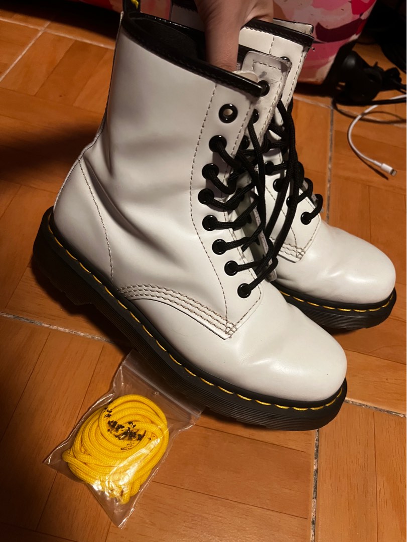 ORIGINAL dr martens 1460 classic boots, Women's Fashion, Footwear ...