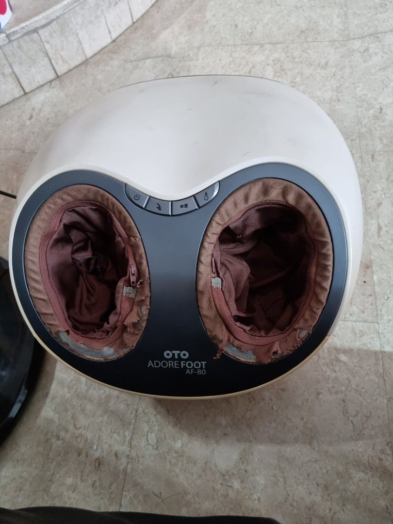 OTO Adorefoot AF-80, Health & Nutrition, Massage Devices on Carousell