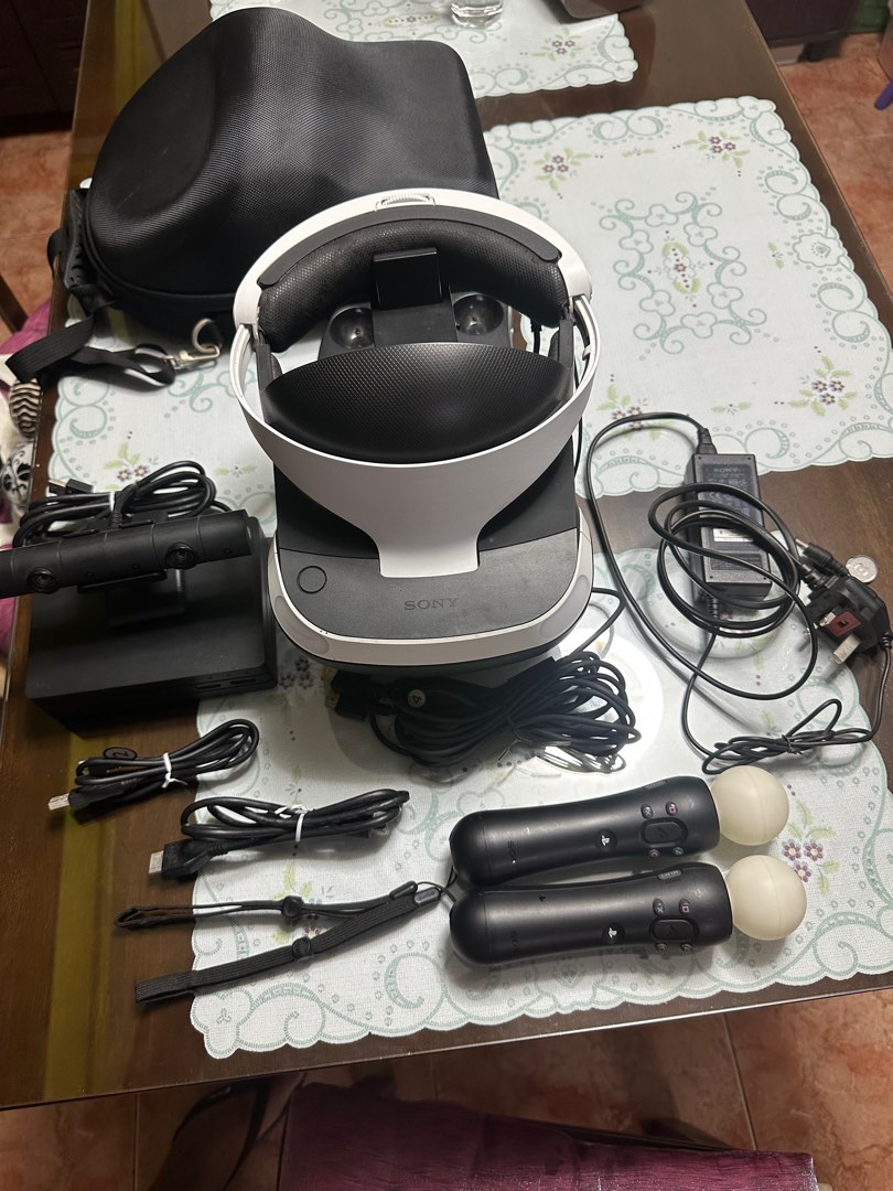 Playstation VR G2 (Negotiable), Video Gaming, Video Game Consoles, PlayStation on Carousell