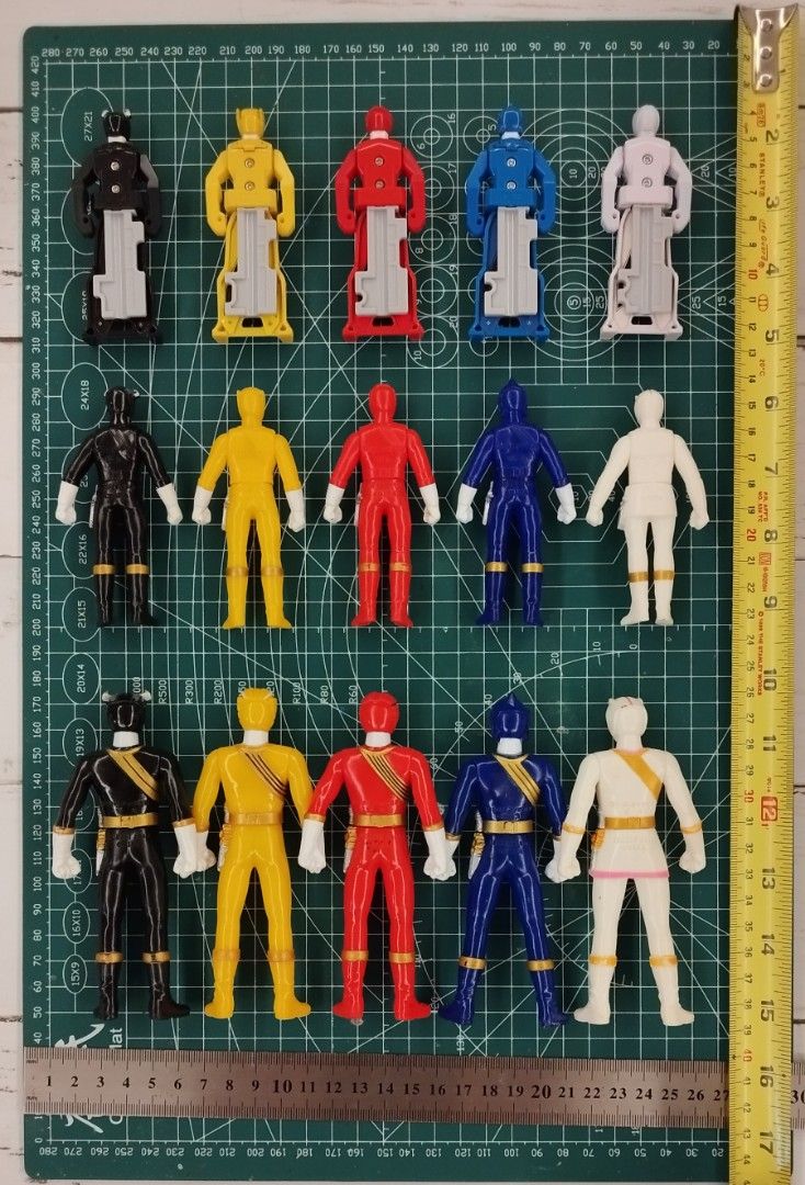 Power Ranger Wild Force (Sofubi (9 & 12cm) + Rangers Key Set), Hobbies ...