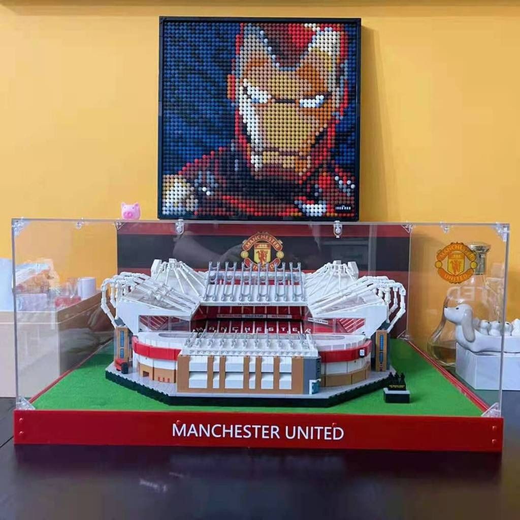 [PRE-ORDER] Display Case Box with background Creator Expert Old ...