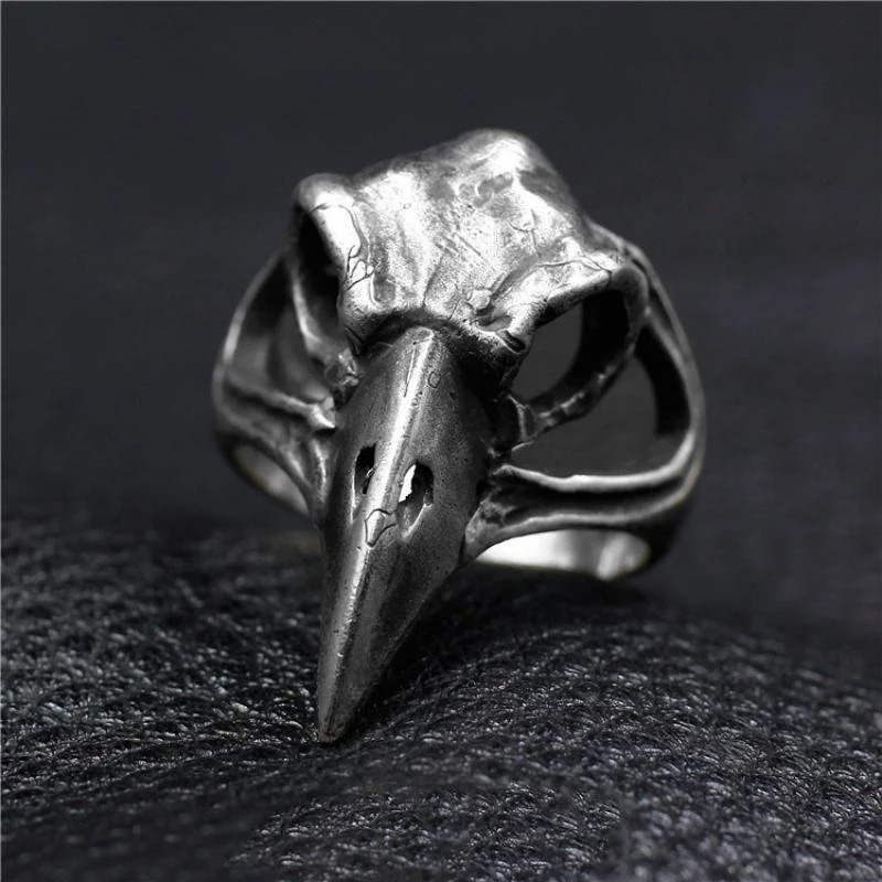 Crow's Skull Ring, Women's Fashion, Jewelry & Organisers, Rings on ...