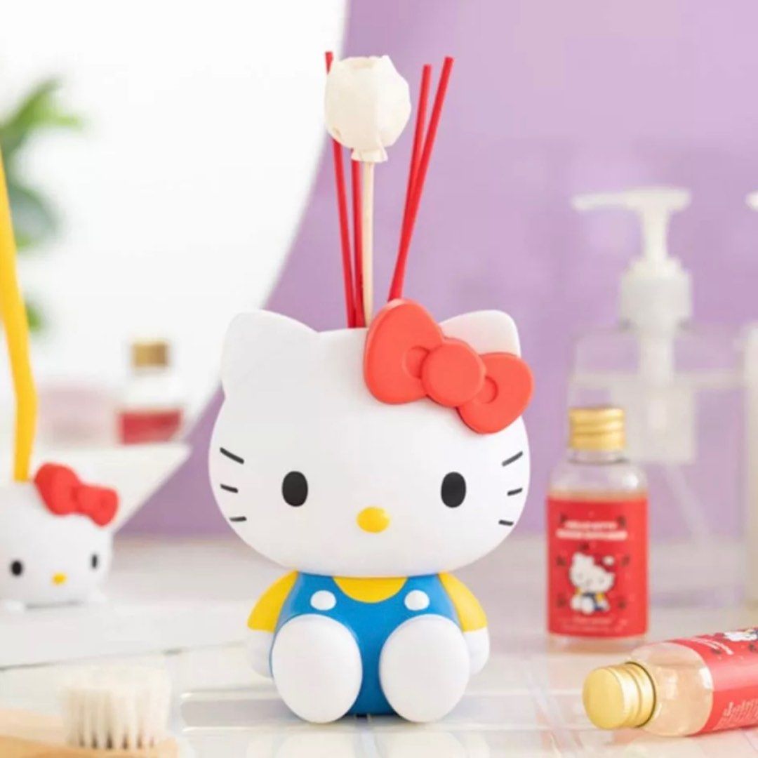 Sanrio License Room Diffuser- Hello Kitty My Melody (50ml) on Carousell