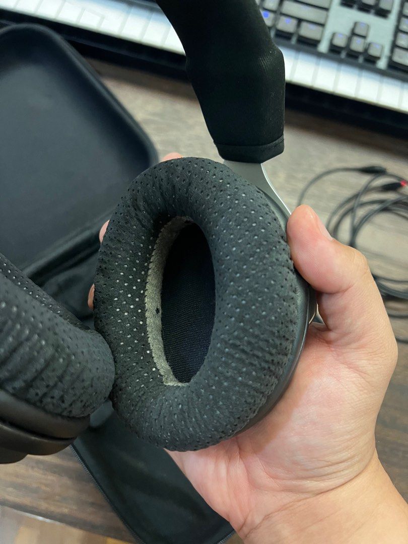 Shure SRH 1540 Neodymium Headphones, Audio, Headphones & Headsets on ...