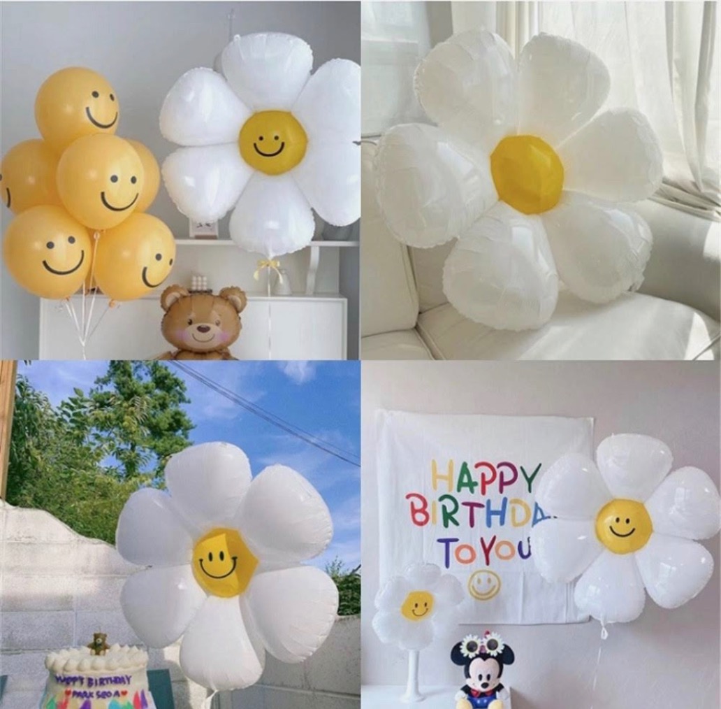 Smiley Face Daisy Foil Balloon - MEDIUM AND LARGE AVAILABLE, Hobbies ...