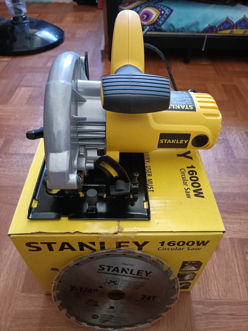 Stanley circular saw on Carousell