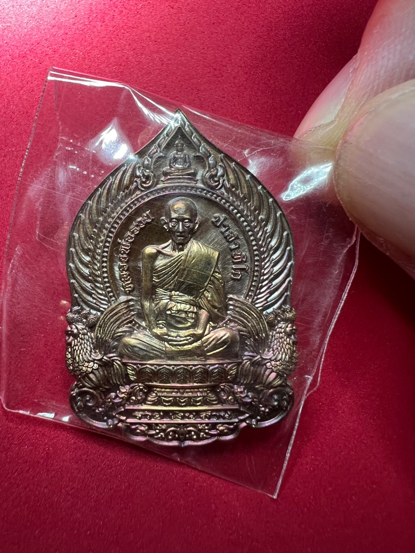 Thai Amulet LP Ruay 2564, Hobbies & Toys, Memorabilia & Collectibles ...
