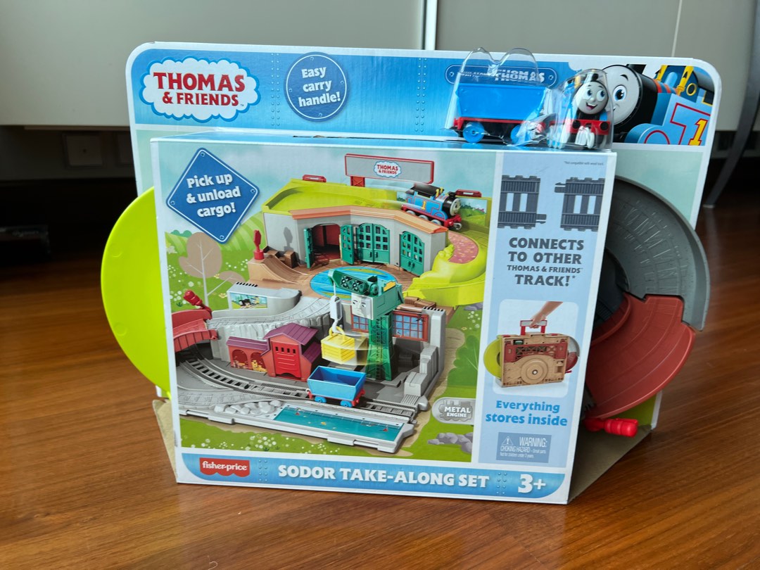 Thomas & Friends Sodor take along train set, 興趣及遊戲, 玩具 & 遊戲類 - Carousell