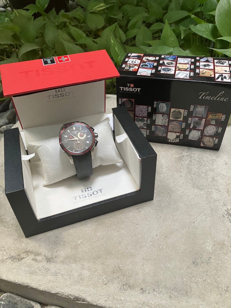 TISSOT Veloci-T Chronograph Quartz Black Dial, Luxury, Watches on Carousell