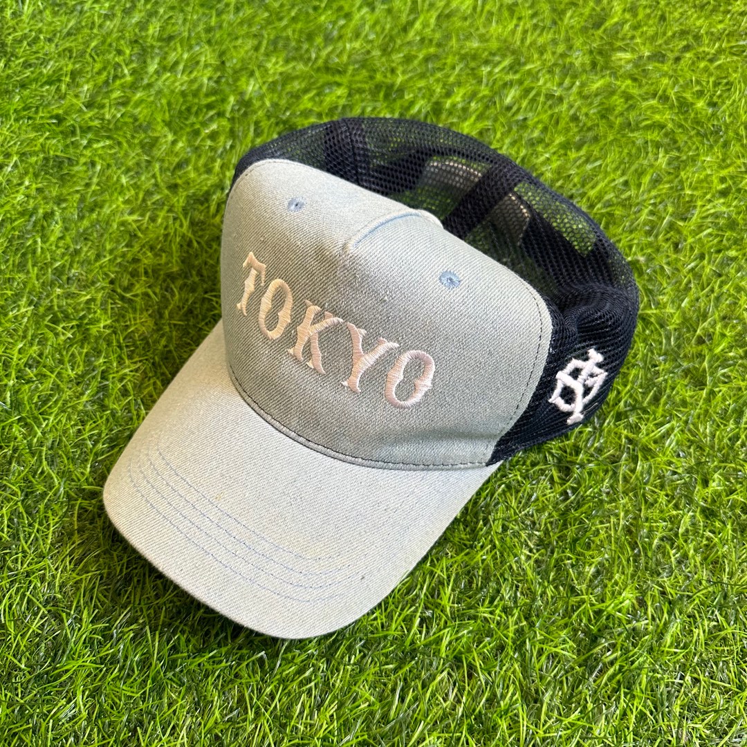 Tokyo Yomiuri Giants Trucker Hat with signature, Men's Fashion, Watches ...