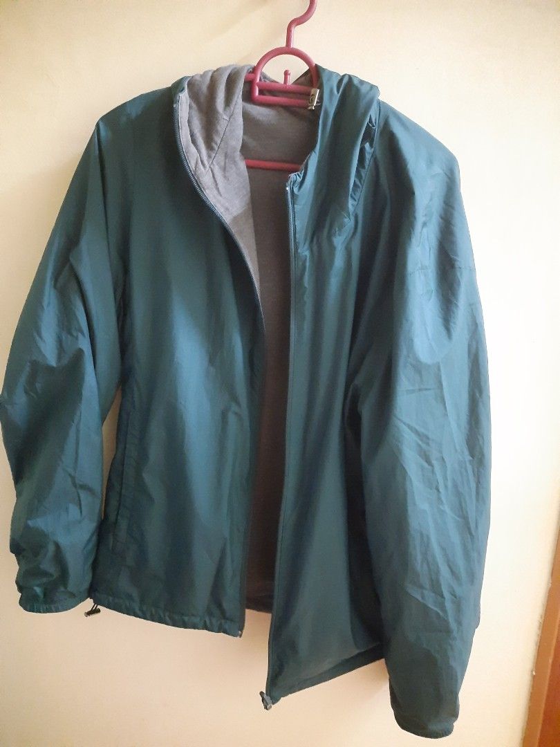 Uniqlo Reversible Parka, Men's Fashion, Coats, Jackets and Outerwear on ...