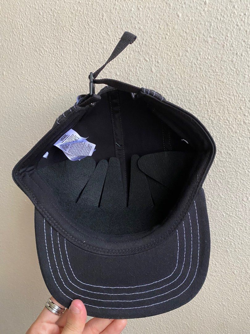 Vans reverse stitch cap, Men's Fashion, Watches & Accessories, Caps & Hats on Carousell