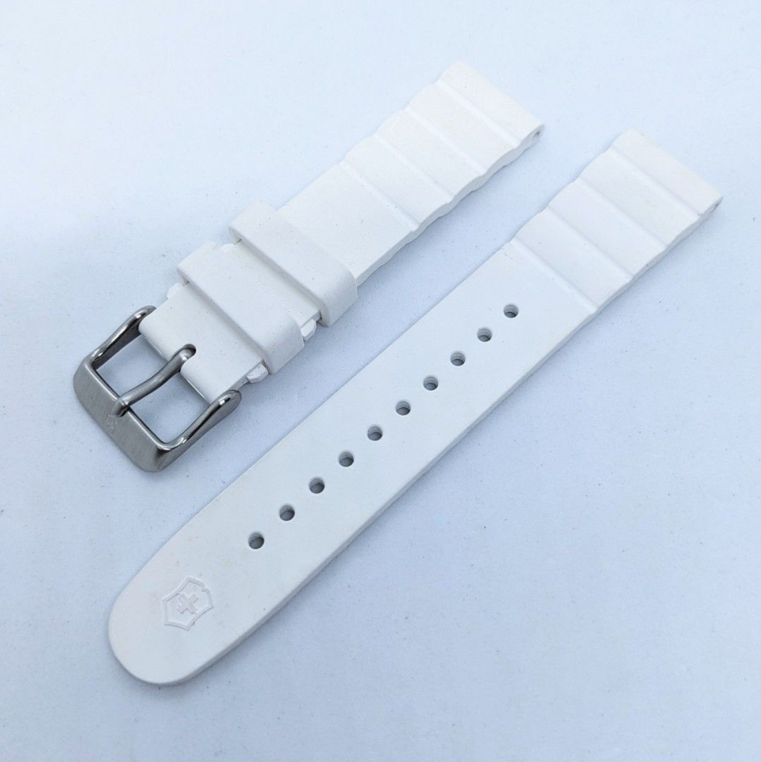 Victorinox I.N.O.X. 37mm unisex white watch (INOX V 241769), Women's ...