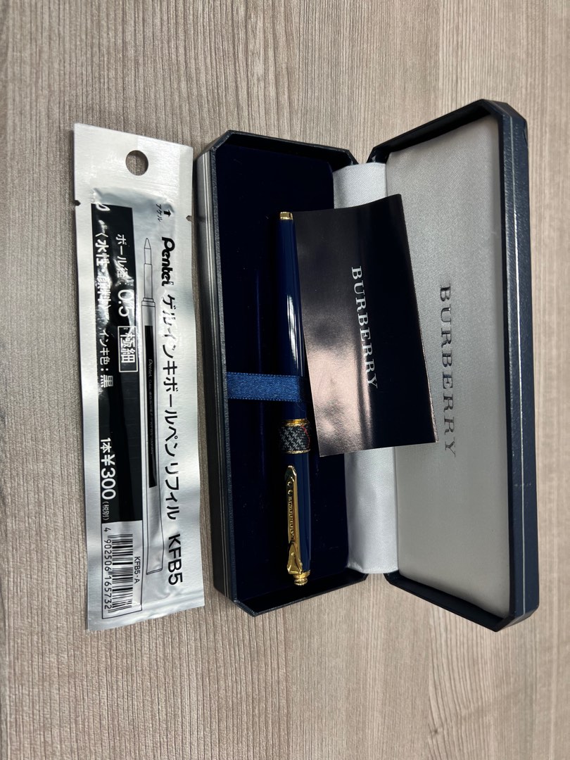 Vintage Burberry ball pen, 興趣及遊戲, 書本 & 文具, 雜誌 - Carousell