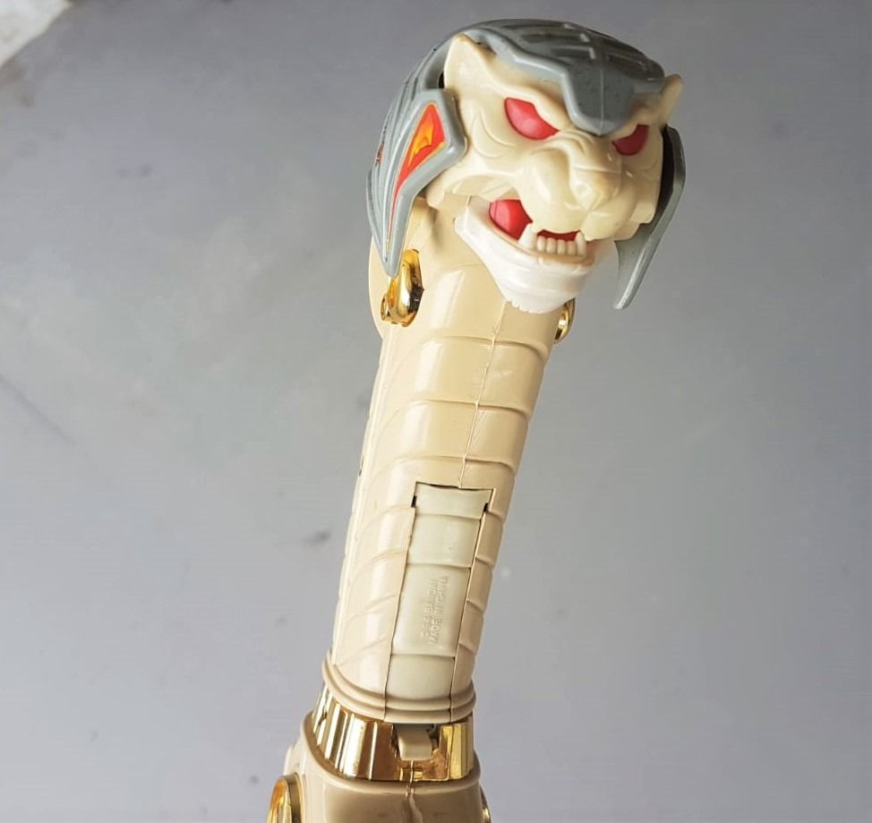 Vintage Mighty Morphin Power Rangers, Power Rangers Legacy Saba Sword ...