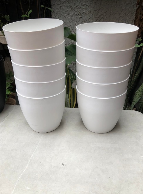 ASSORTED SIZES WHITE POTS FOR PLANTERS - QC on Carousell