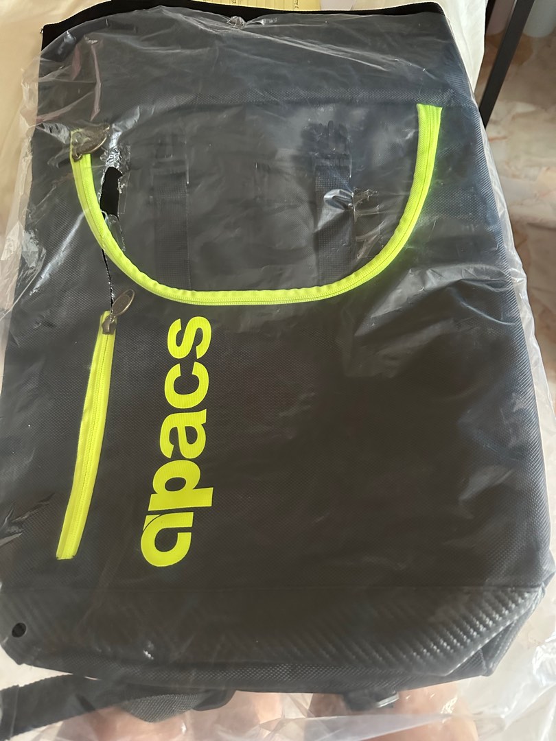 Apacs Badminton Backpack, Sports Equipment, Sports & Games, Racket ...