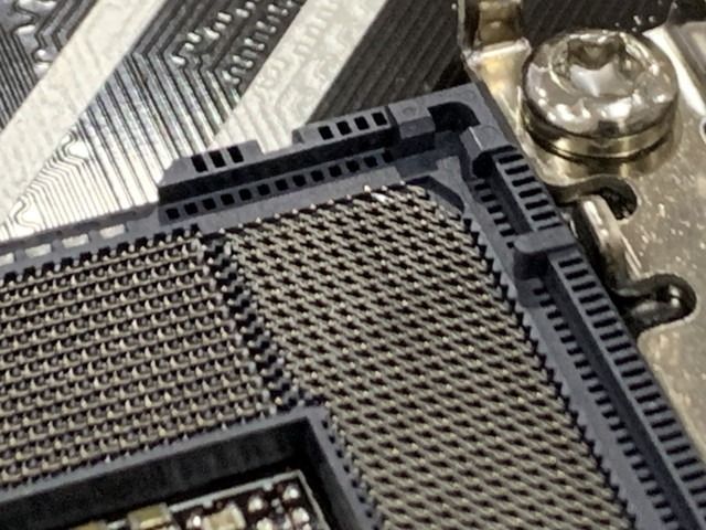 ASUS motherboard with one bent pin in CPU socket. (ASUS H610M-E D4 ...