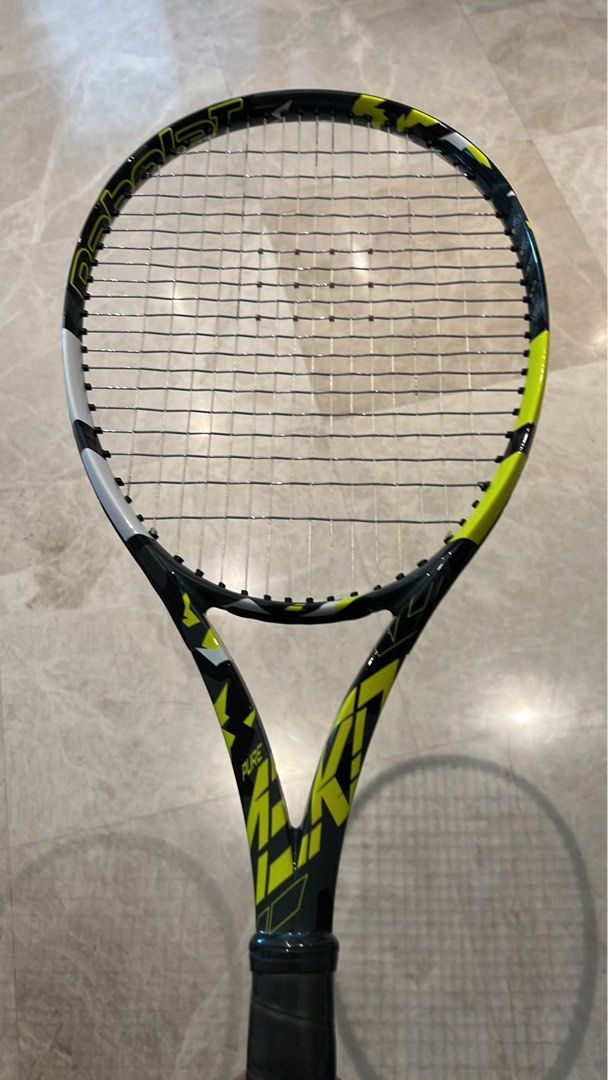 Babolat Pure Aero (2023 edition) 300g Tennis Racket, Sports Equipment ...